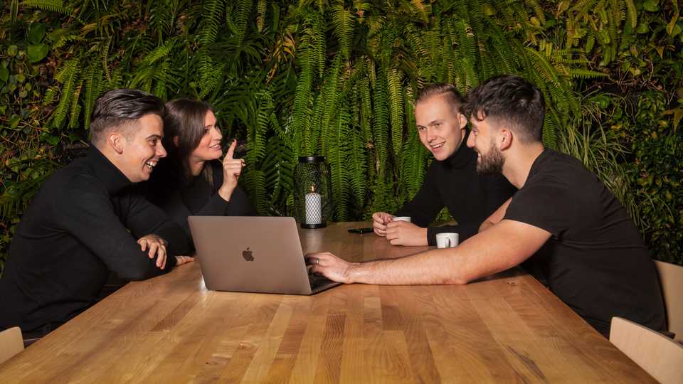 Kennismaken - HQ Online